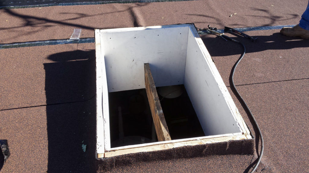 Curb Mount Installation – Skylight Specialists, Inc
